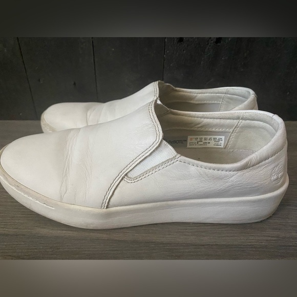 Timberland | Shoes | Timberland Teya White Full Grain Slip On Sneakers ...
